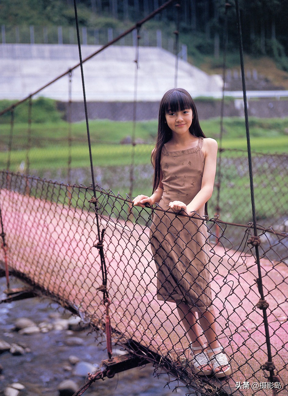 Girlhood Natsuki Okamoto "Nazuki no Four Seasons" film photo album, works by photographer ...