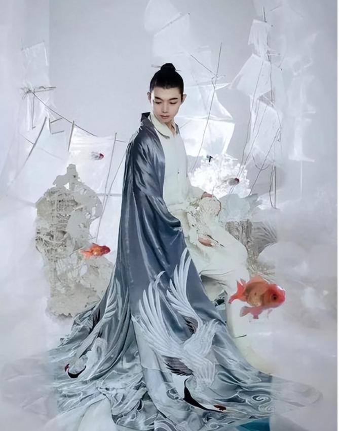 A magical musical fairy tale, 6 singers will let you indulge in it and ...