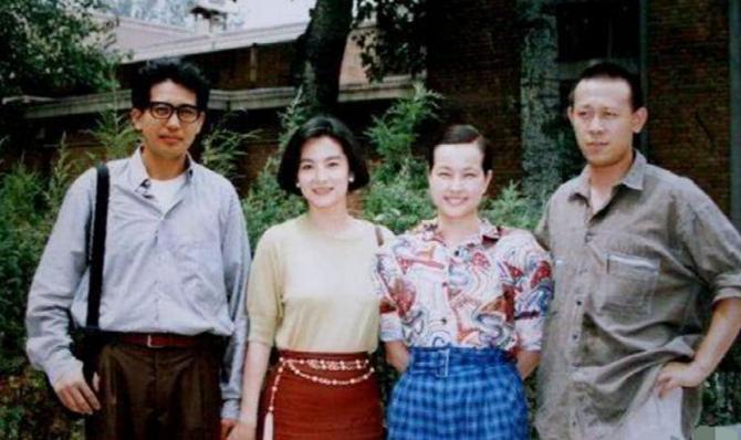 70-year-old Liu Xiaoqing and Brigitte Lin are rarely on the same stage ...