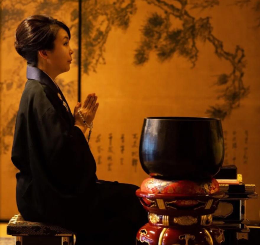 Female abbot of a Japanese temple: forced to go on blind dates 35 times ...