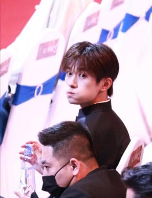 Yi Yang Qianxi, Xie Na, Chen Xiao Michelle Chen, Zhang Zifeng - iMedia