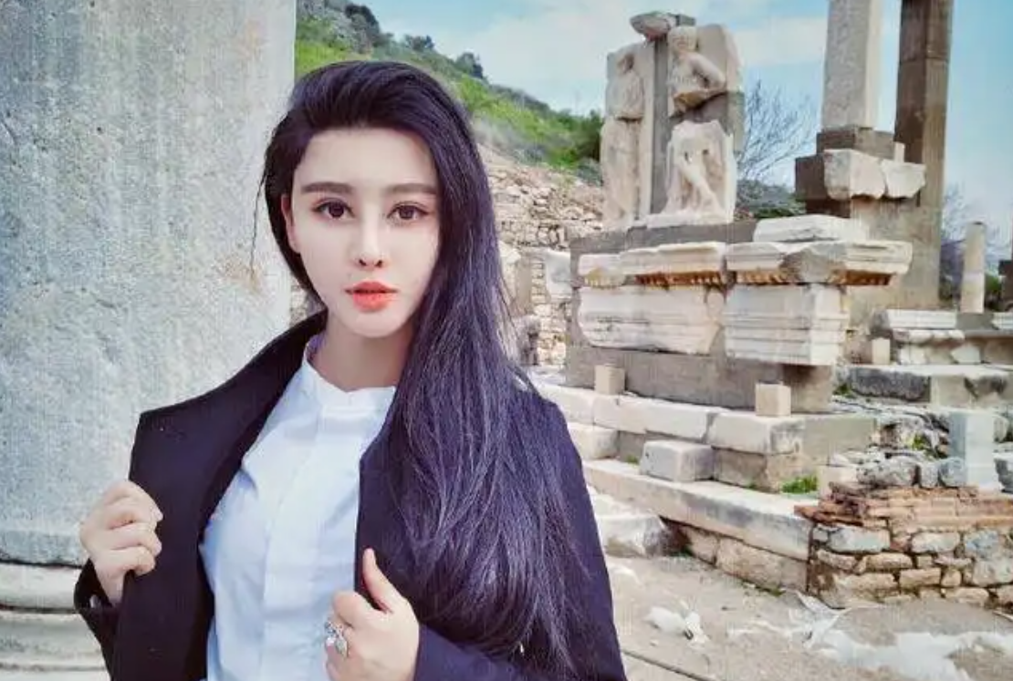 He Chengxi: What happened after spending 8 million plastic surgery to ...