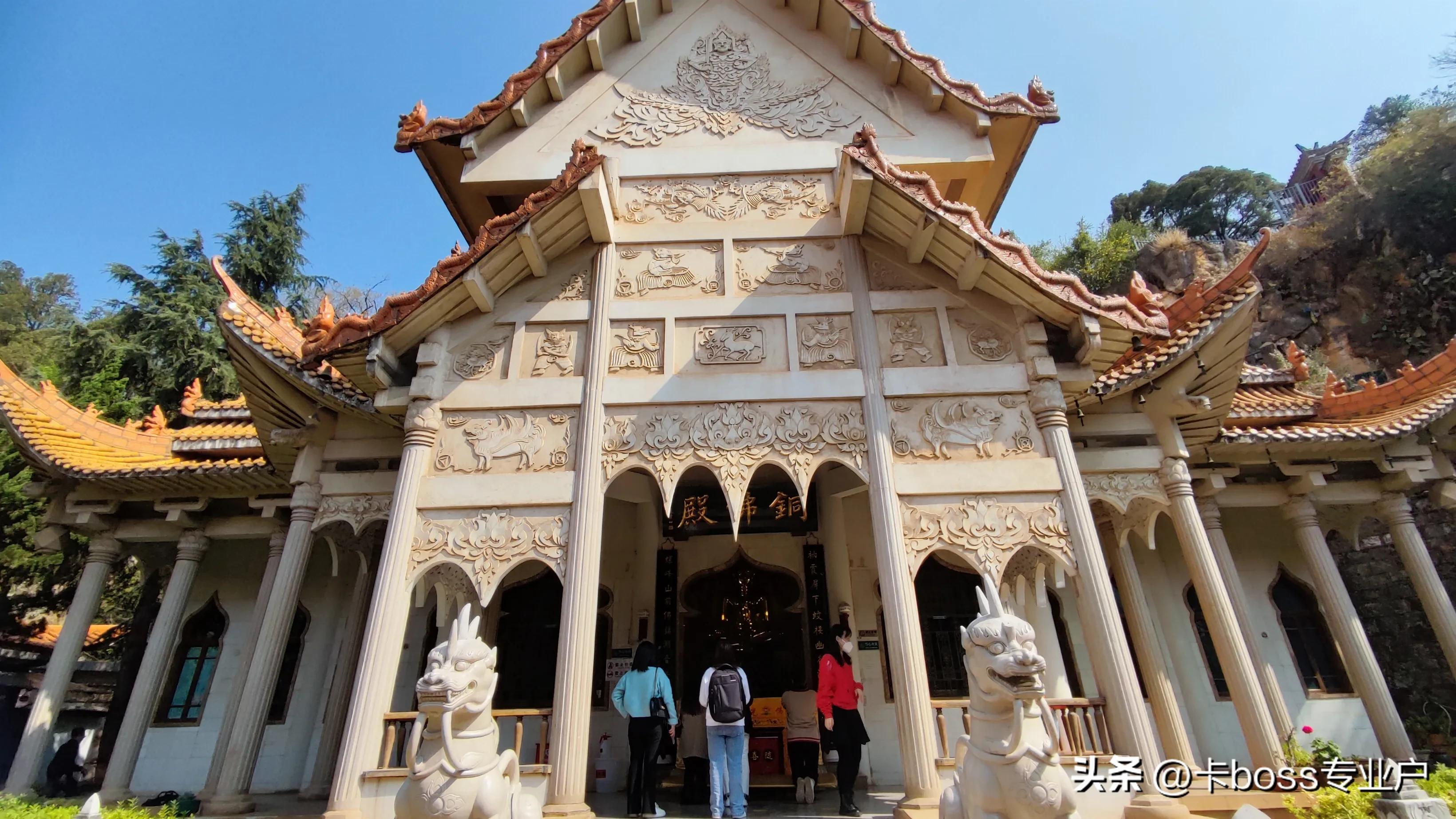 The Yuantong Temple in Kunming, which was built in the Tang Dynasty ...