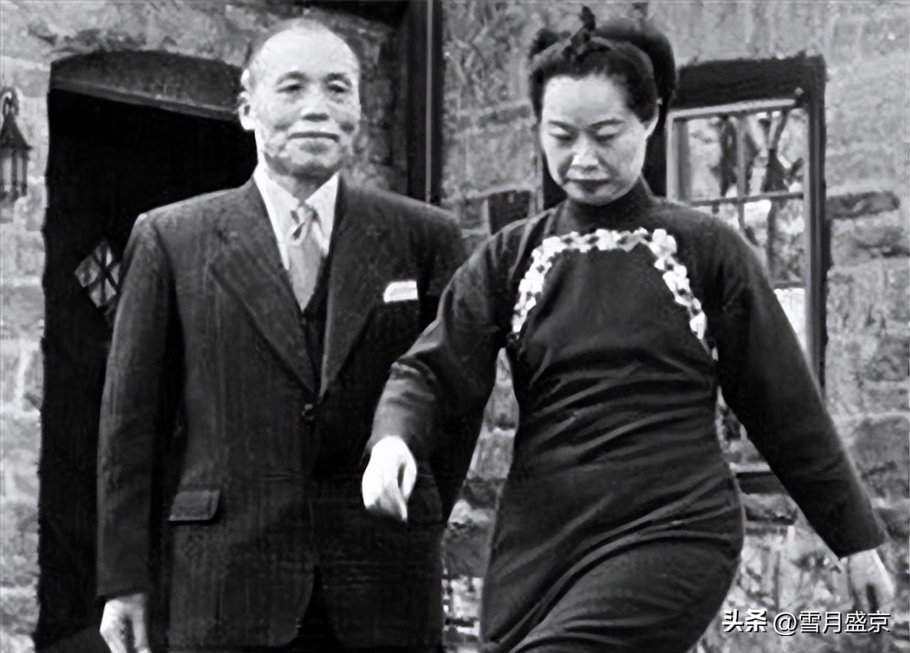 In 1990, Li Zongren held a centenary banquet for his wife, and his son ...