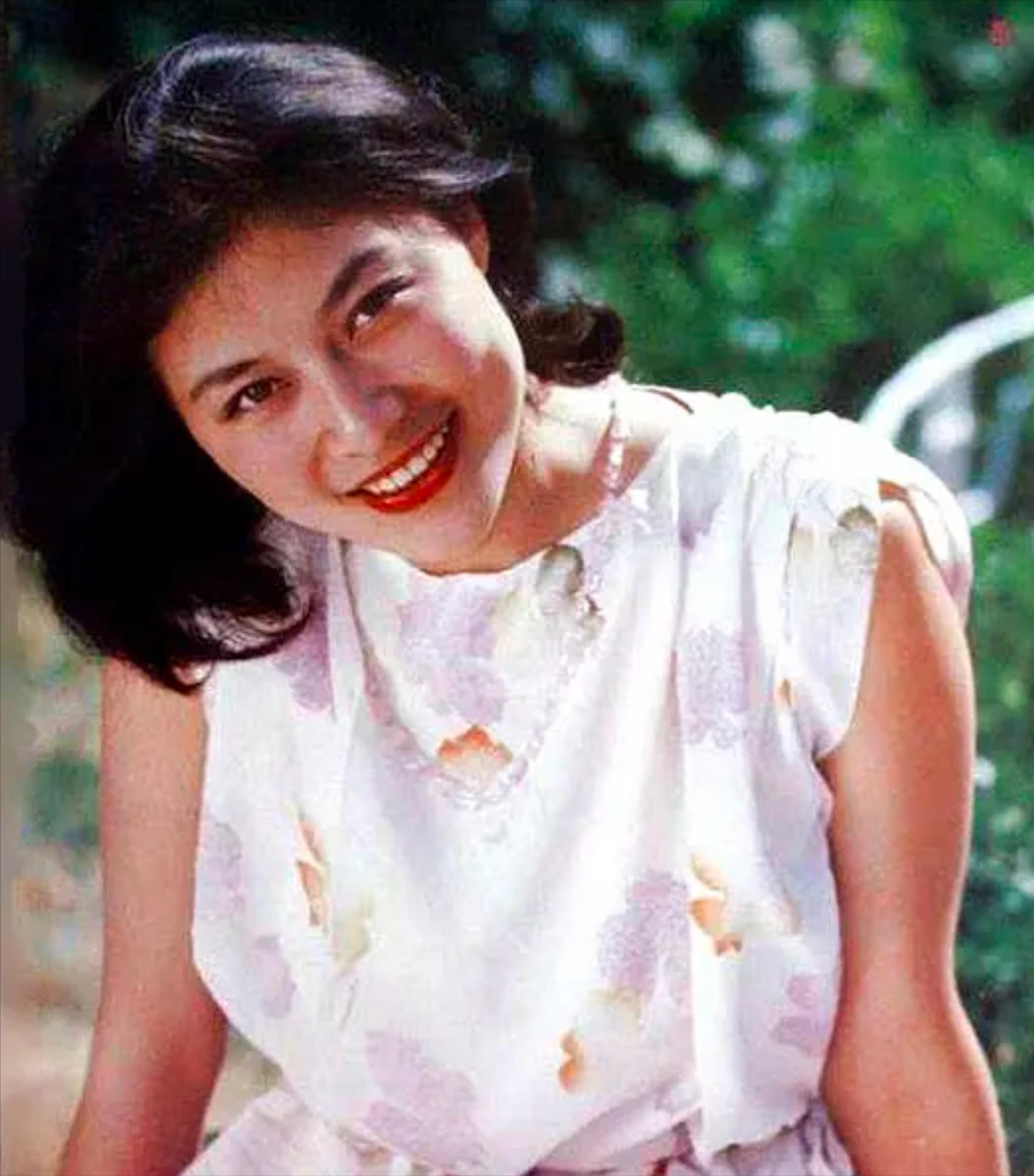 Yue Hong's daughter Yue Yinen: Her parents divorced when she was 5 ...