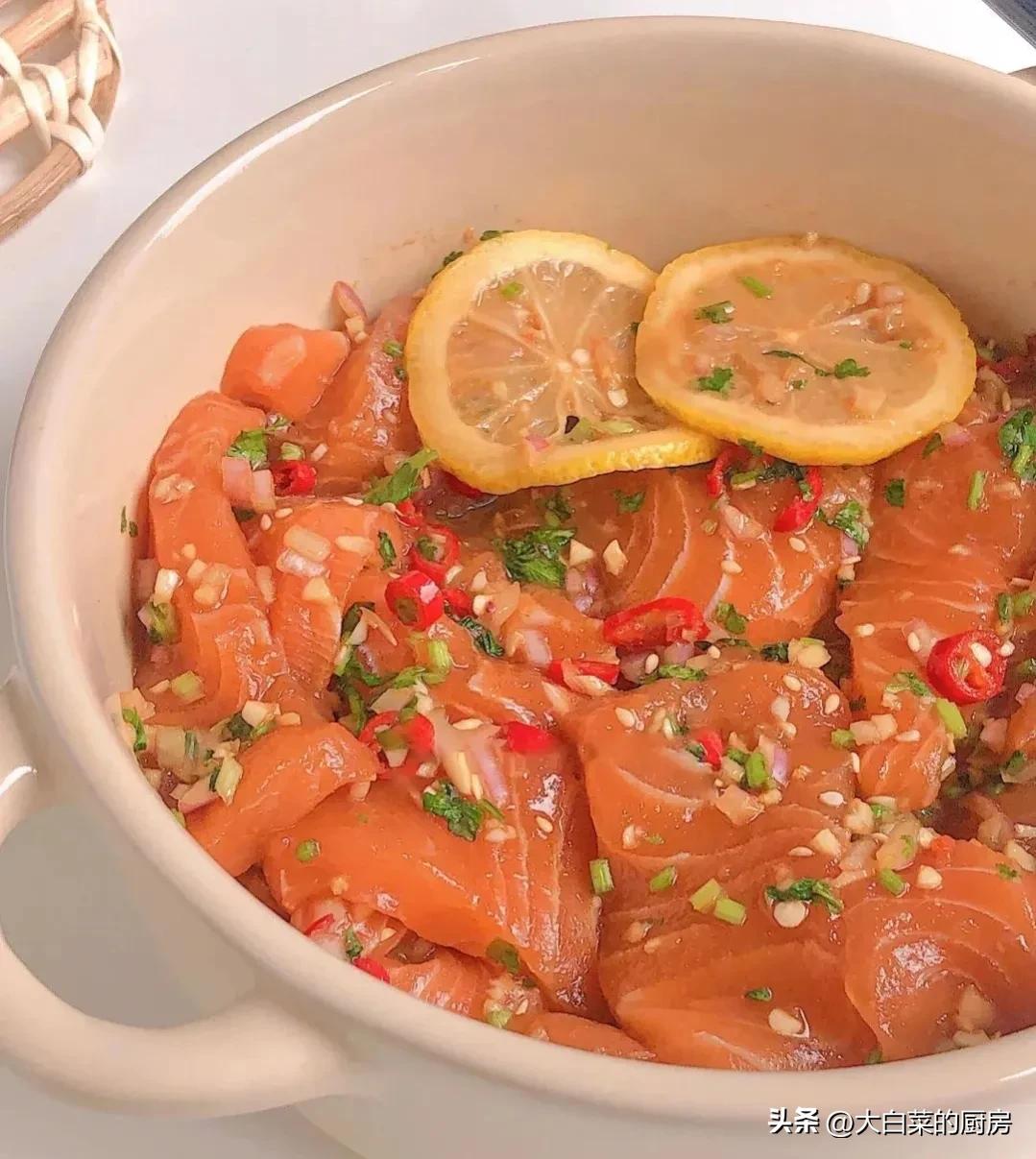 This dish is simple and easy to make, and it relieves heat and ...