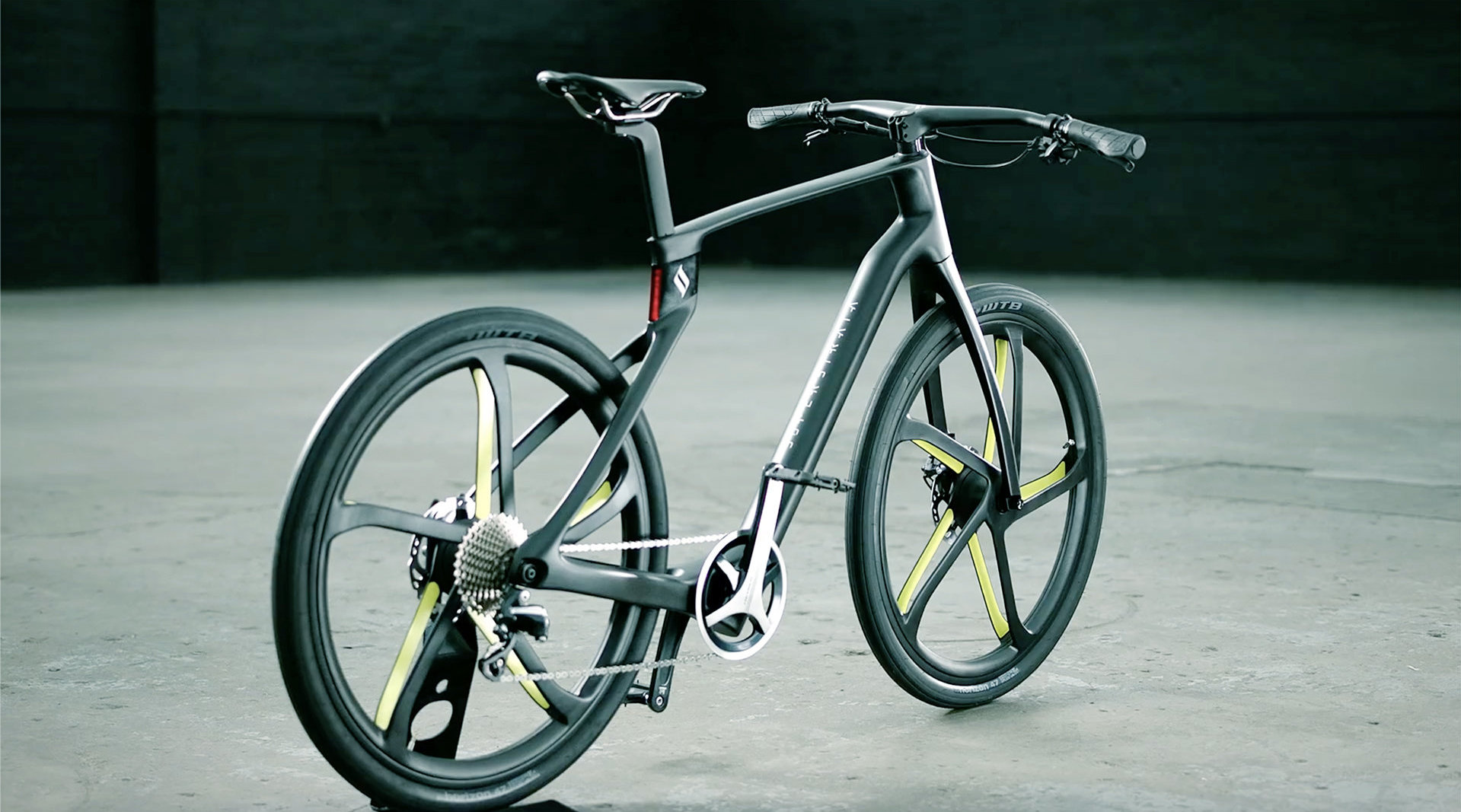 Metal 3D printing (glove box): from bicycles to colliders, from ...