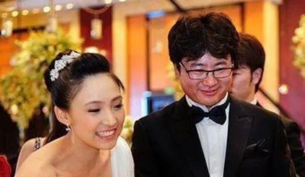 Married at the age of 27, her husband died at the age of 29, actor Bai ...