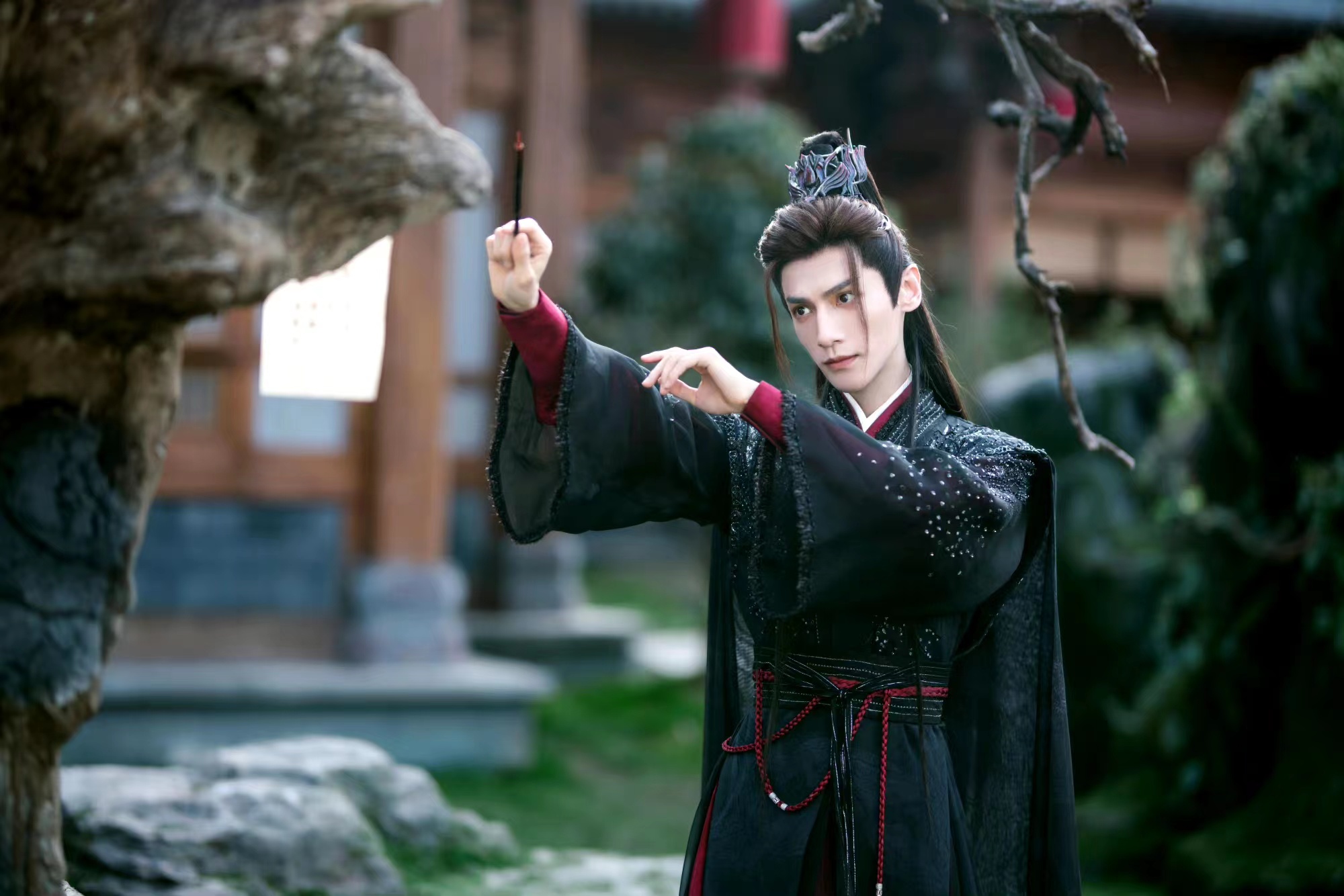 Till The End Of The Moon exploded when it first aired! Luo Yunxi is so ...