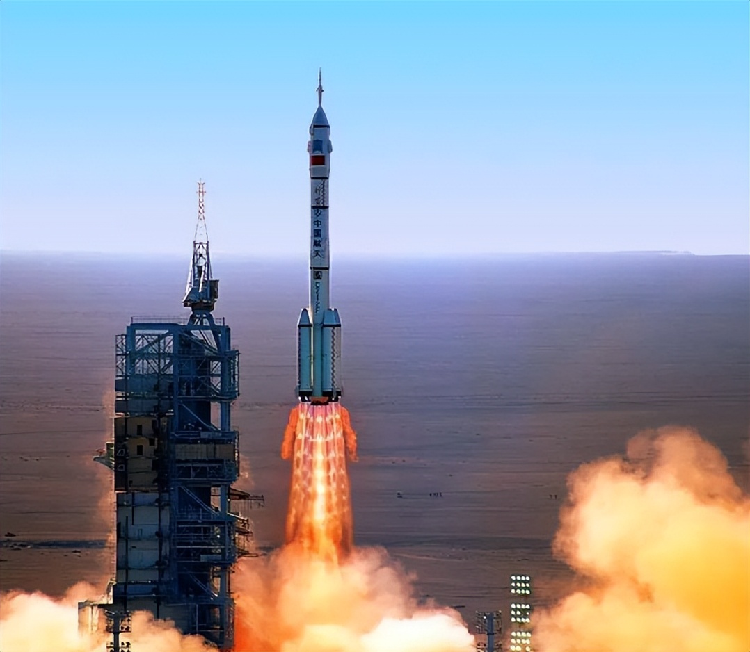 Yang Liwei heard a mysterious "knock on the door" in space, and he ...