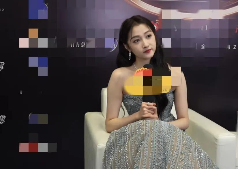 "The Knockout" is on the hot search! Guan Xiaotong stopped chasing after 22 episodes, and said ...