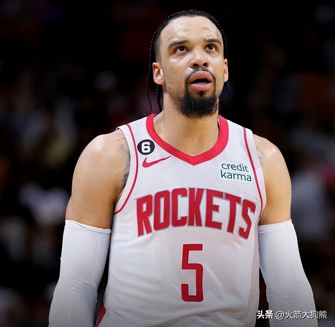 90 million sir! Dillon wore the Rockets training uniform for the first ...