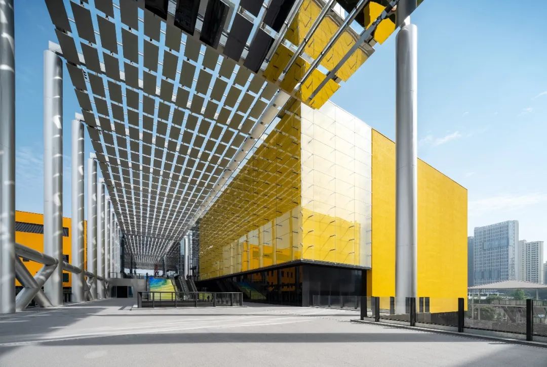 Colorful Box - Hunan Radio and Television Program Production Base - iNEWS