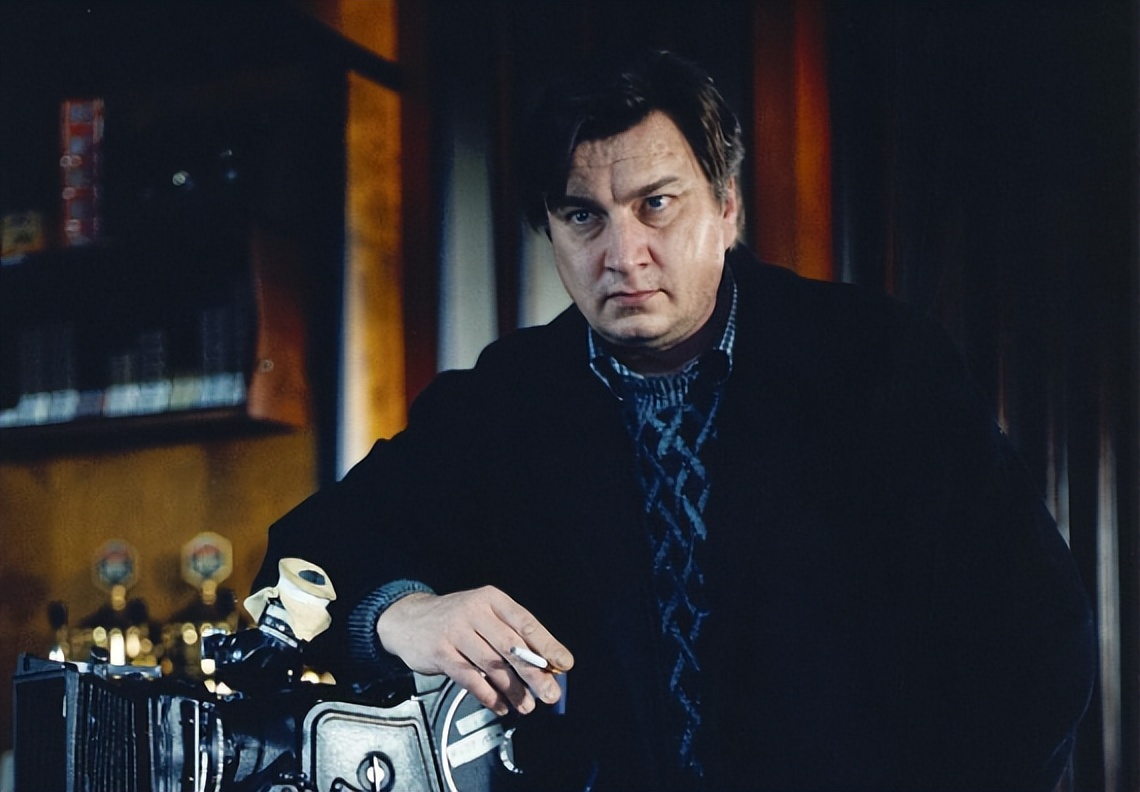 Aki Kaurismaki Films: Deep and Romantic Poetic Realism - iNEWS