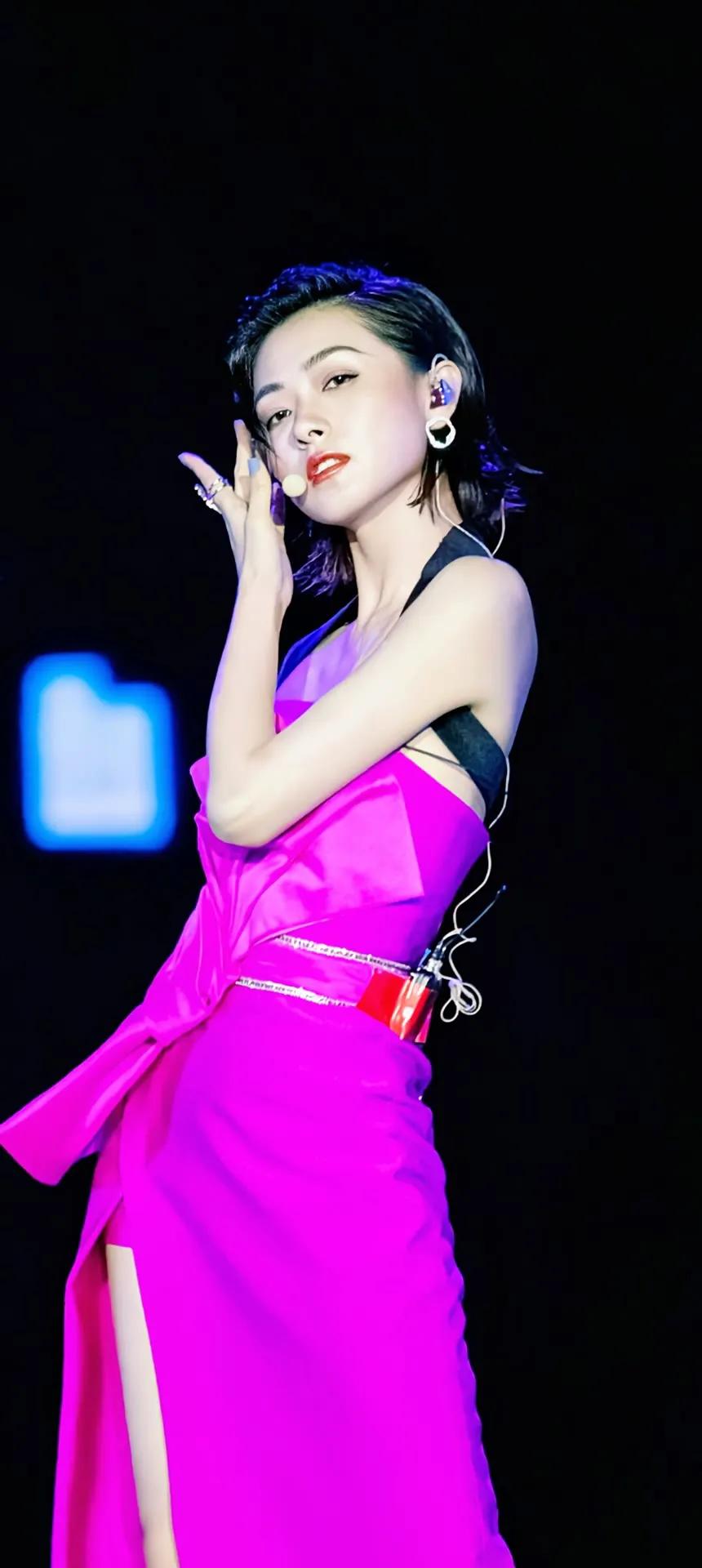 Glamour Actress: Wan Qian - iNEWS