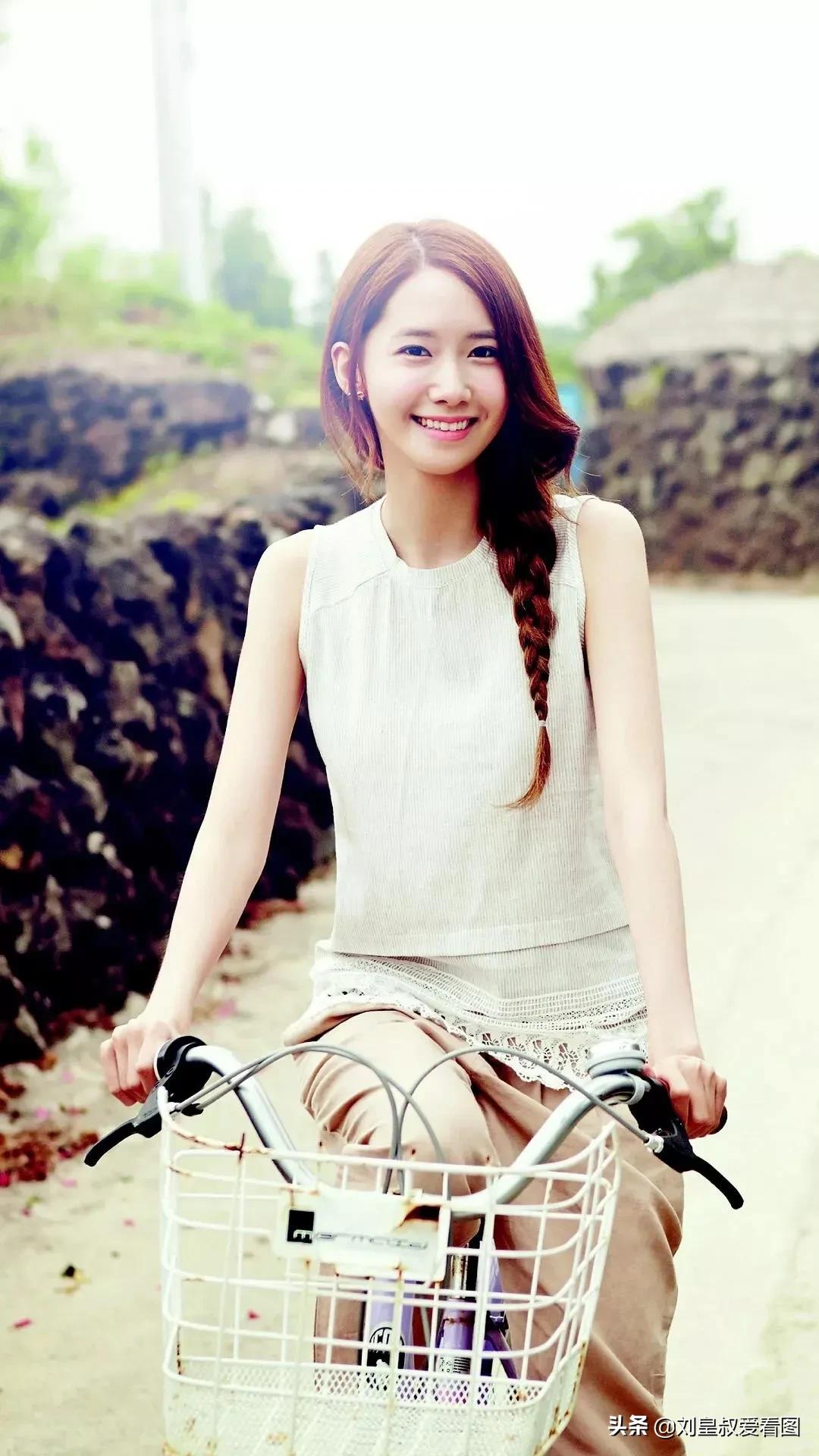 Lim Yoona • Photo (19 photos) - iMedia