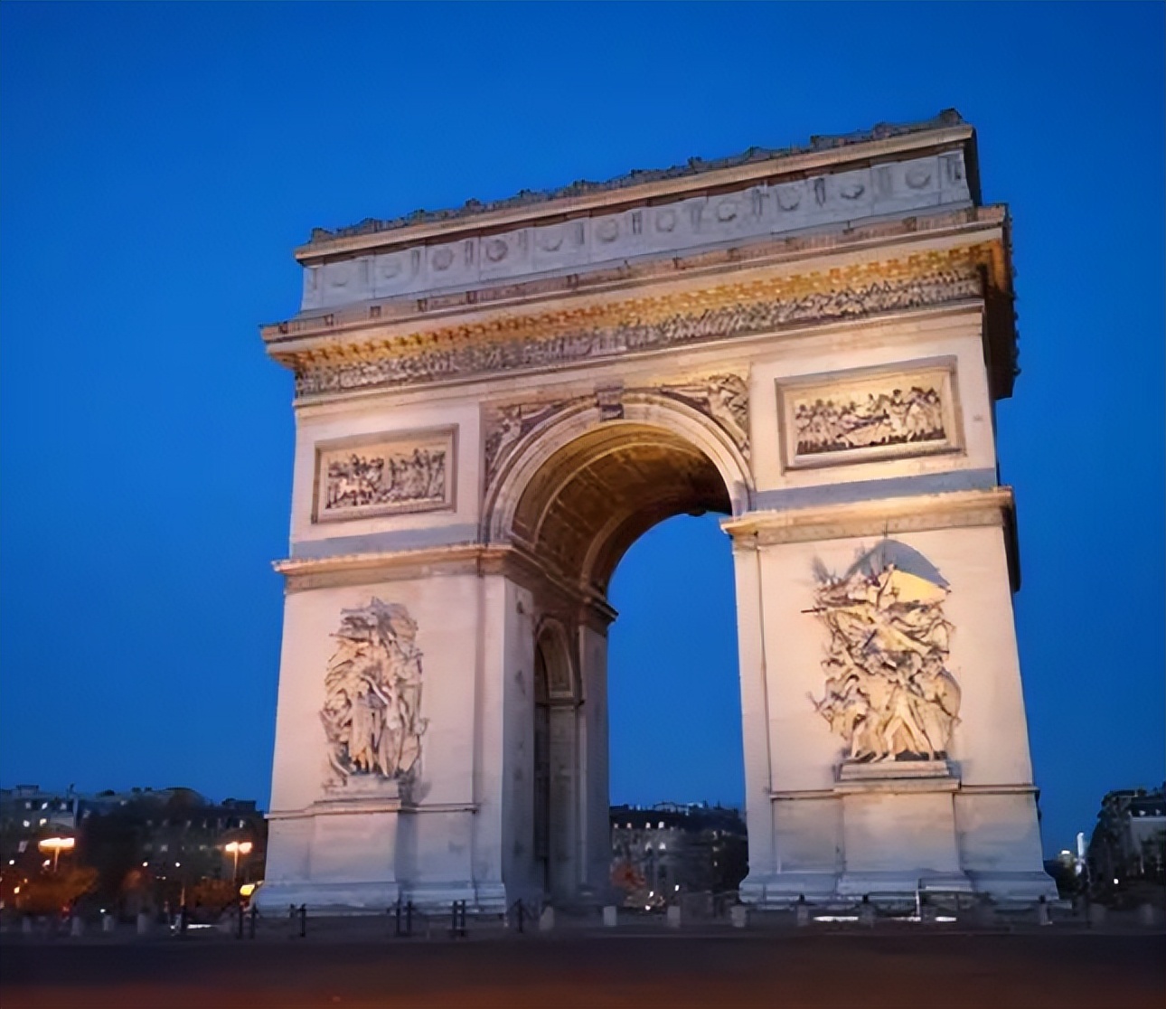 Arc de Triomphe in Paris: a world-famous architectural wonder ...
