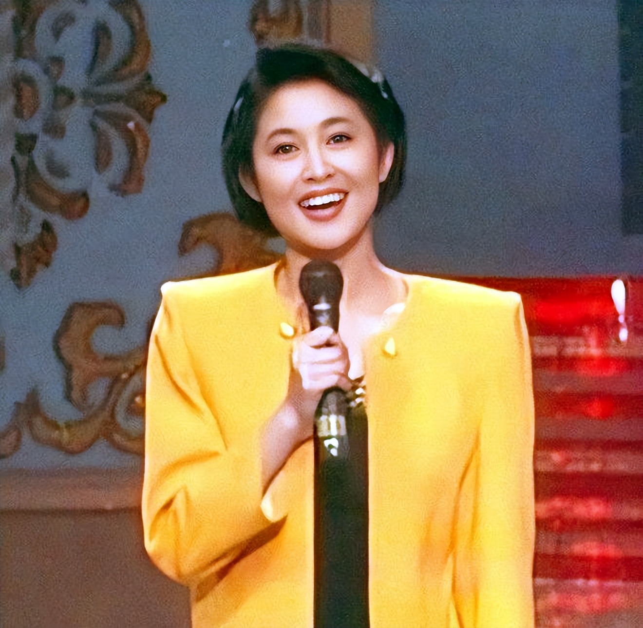 Ten hostesses of the CCTV Spring Festival Gala in the past: 4 were ...