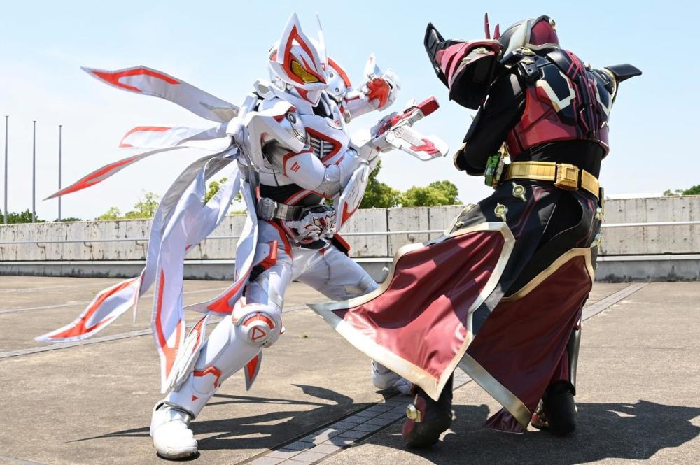 Kamen Rider Geats Episode 47: New Boss debuts, fights and explodes ...