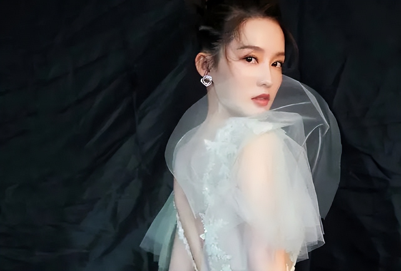 Little Gossip, Lin Yanjun, Times Youth League, Zhai Xiaowen, Li Qin - iNEWS