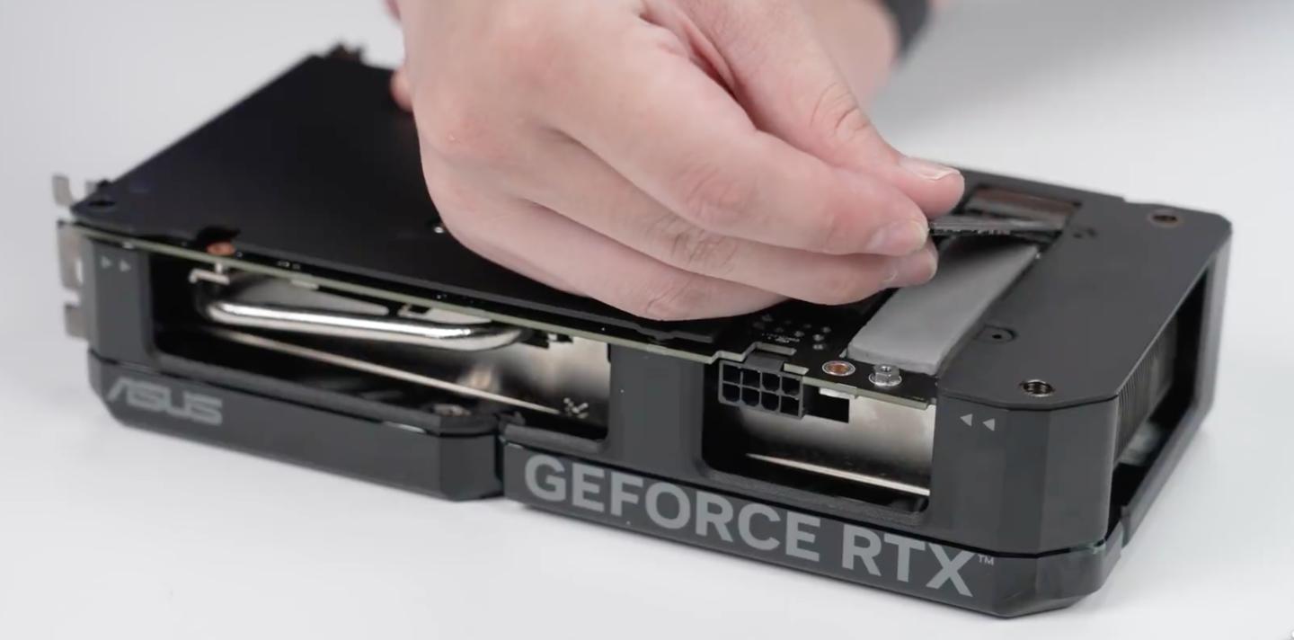 ASUS shows RTX 4060 Ti concept graphics card, can install M.2 SSD - iNEWS