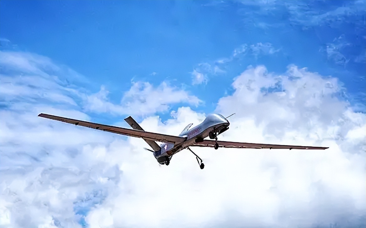 20 PLA military planes patrolled Taiwan, and drones took photos of ...