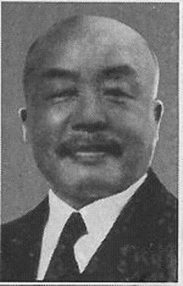 Tang Enbo buried 200 civilians alive, and the 10-year-old child cried ...