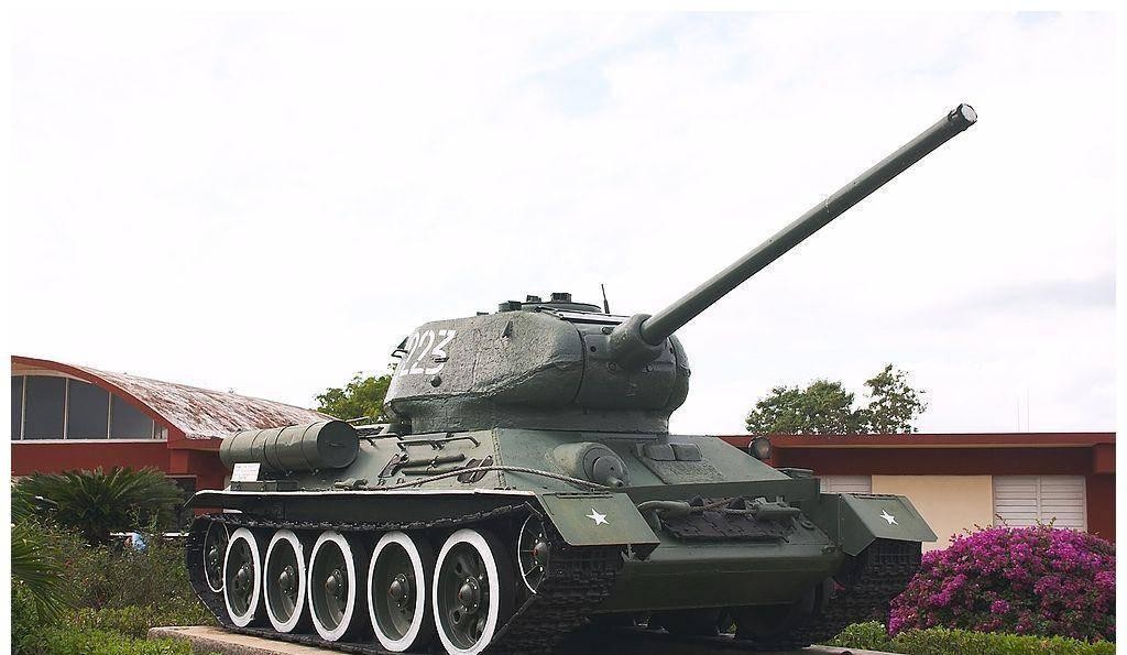 The breakdown of Russian tanks since the 1940s - iNEWS