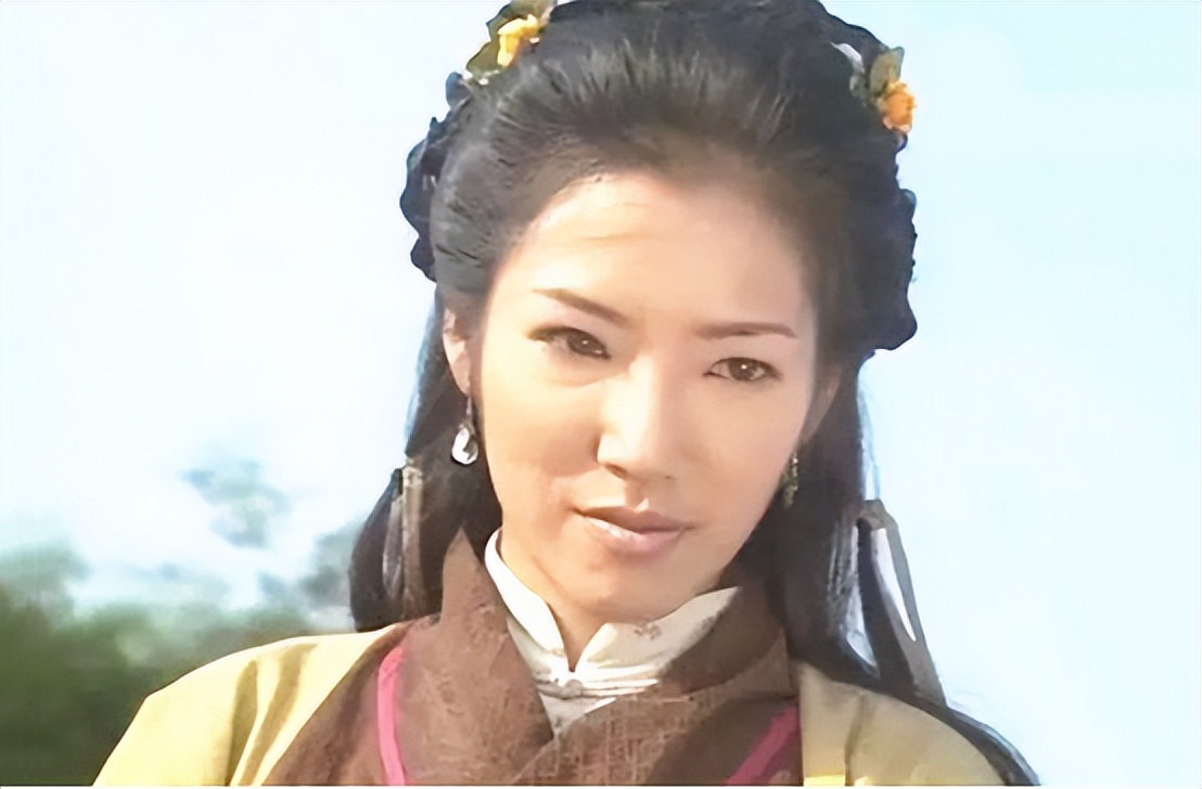 The Hong Kong industry has a strange aesthetic, actresses with mediocre ...