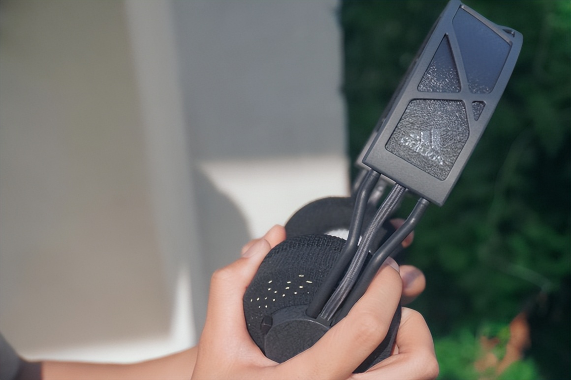 PRT-02 The Most Eco-Friendly Headphones - iNEWS