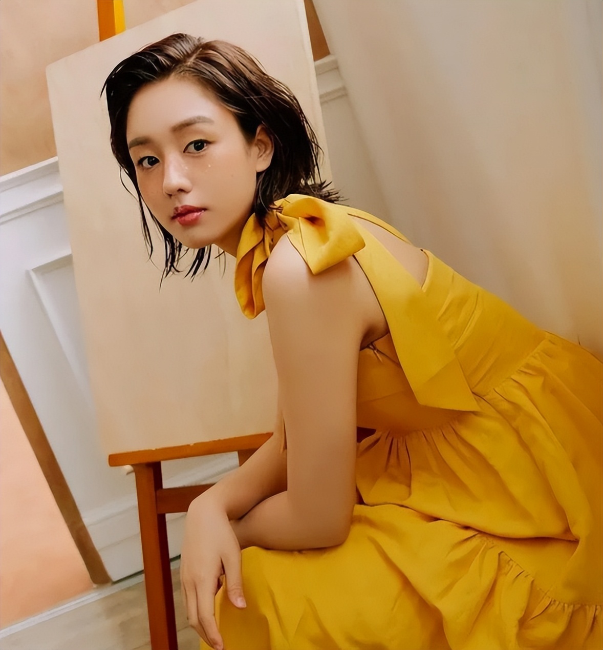 Her popularity and appearance are soaring, which makes people envious ...