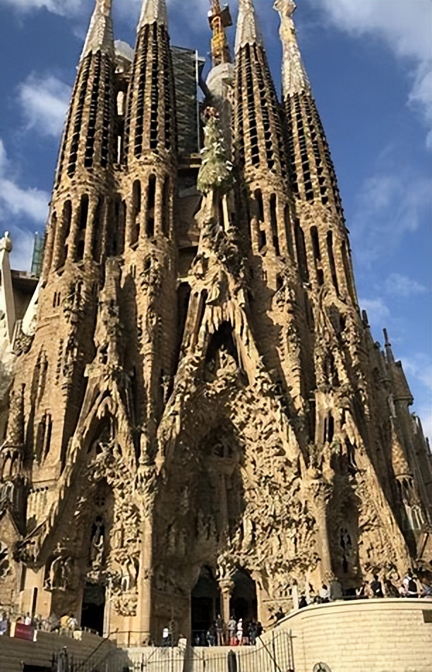 The Sagrada Familia is a national cultural heritage of Spain. What kind ...
