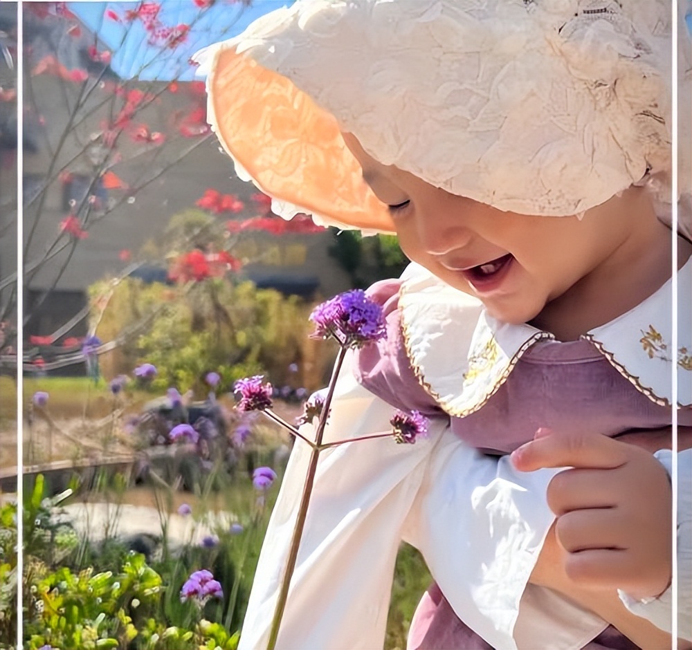Haiha Jinxi held up Li Xia with both hands, traveled the mountains and ...