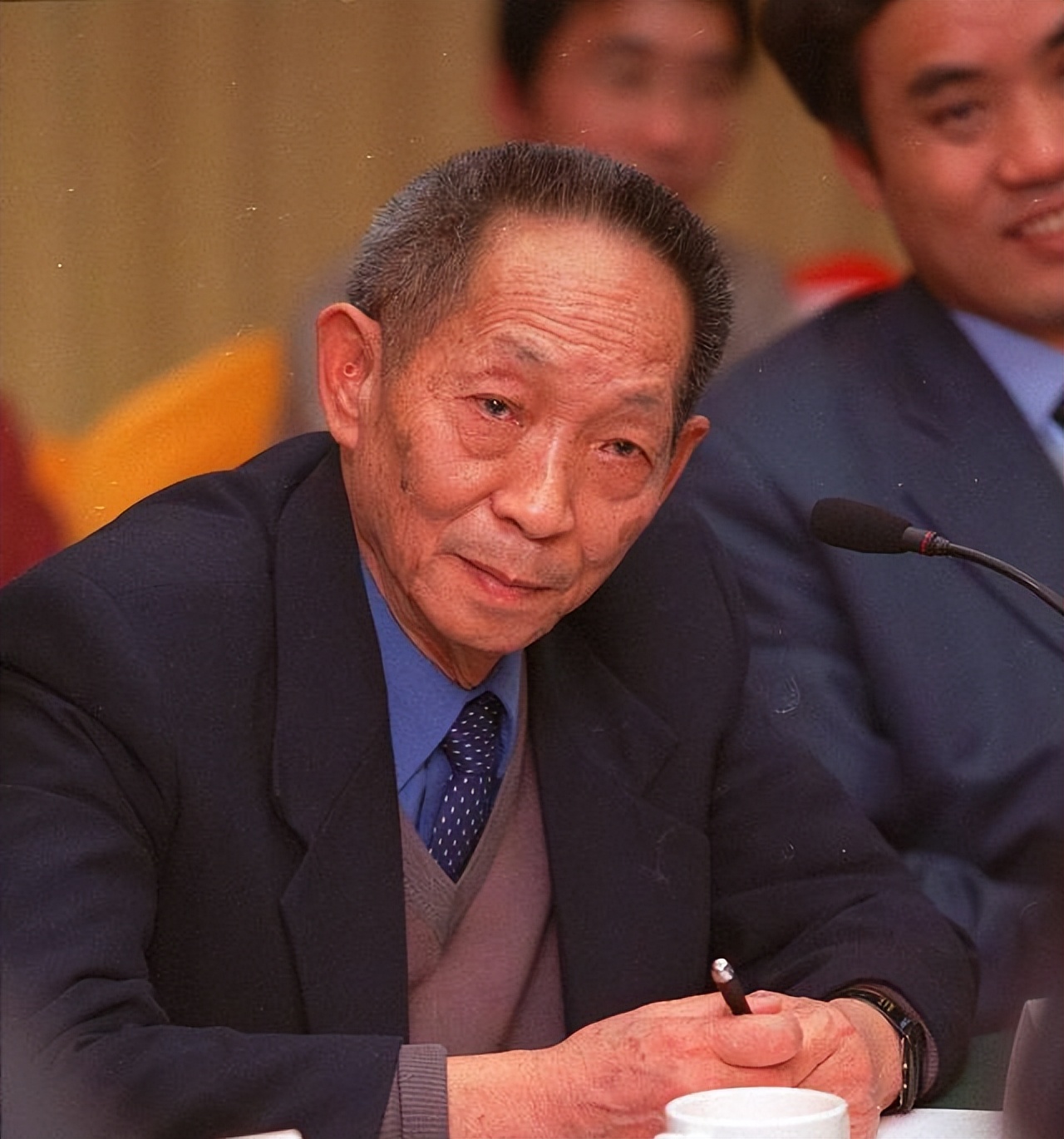 CAFA painter "ugly" Yuan Longping?The artist himself responded, and ...