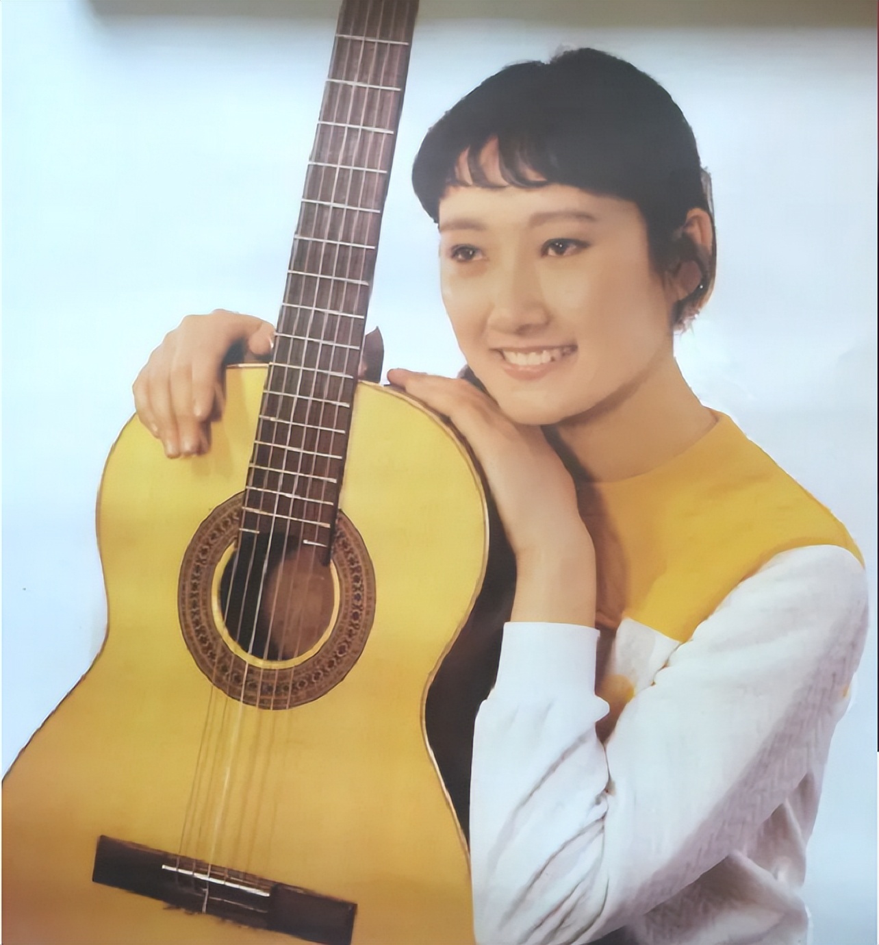 Luo Dayou's "Childhood" sang in the mainland, in addition to Cheng ...