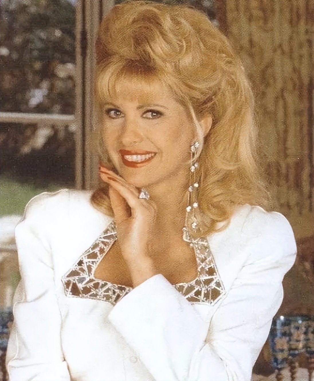 Ivana: Trump's ex-wife, who helped her husband become famous, kept her ...