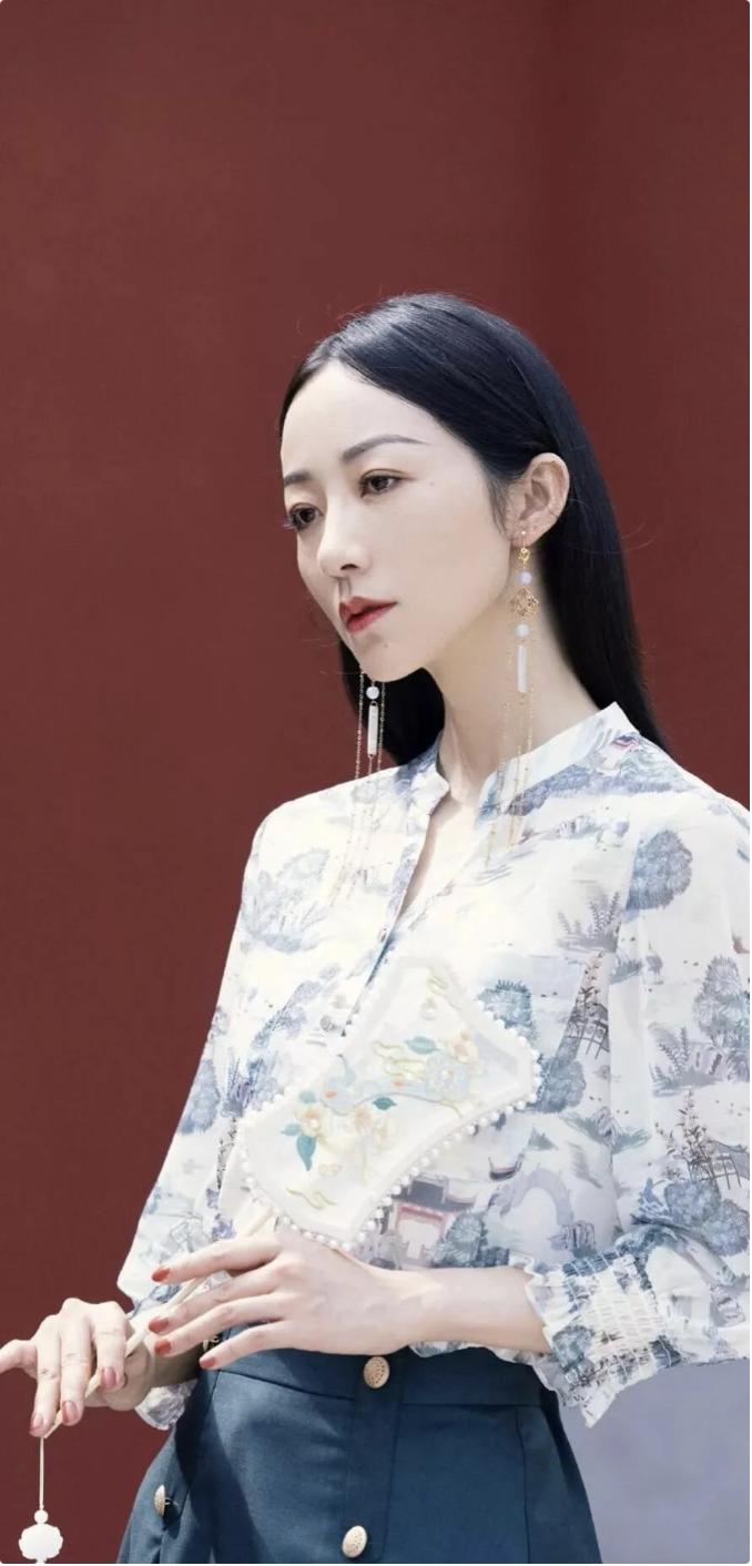 Cecilia Han (Cecilia Han) —— White and Elegant Beauty - iNEWS