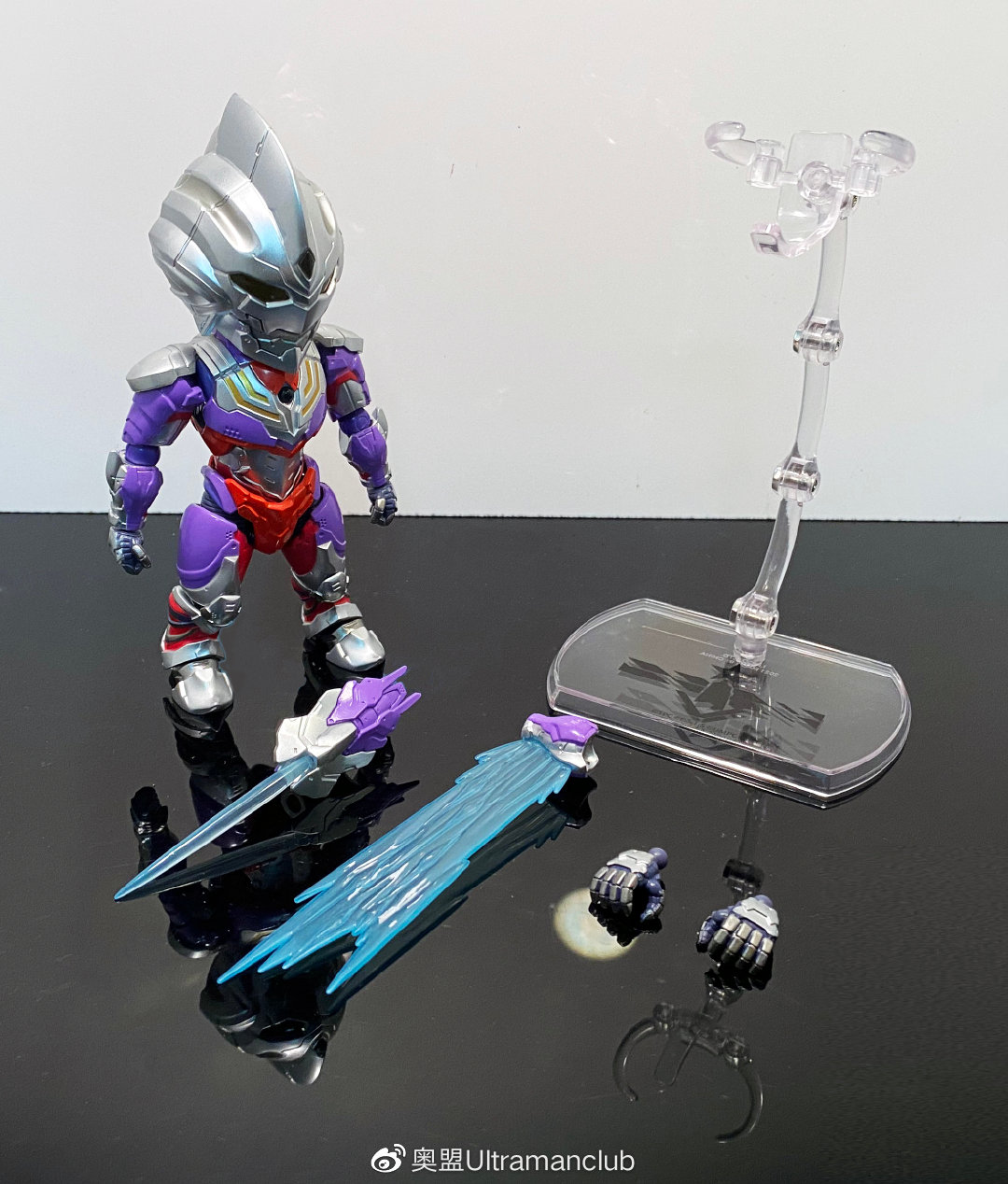 IP Innovation Point: Mobile Ultraman Diga Armor is Coming - iNEWS