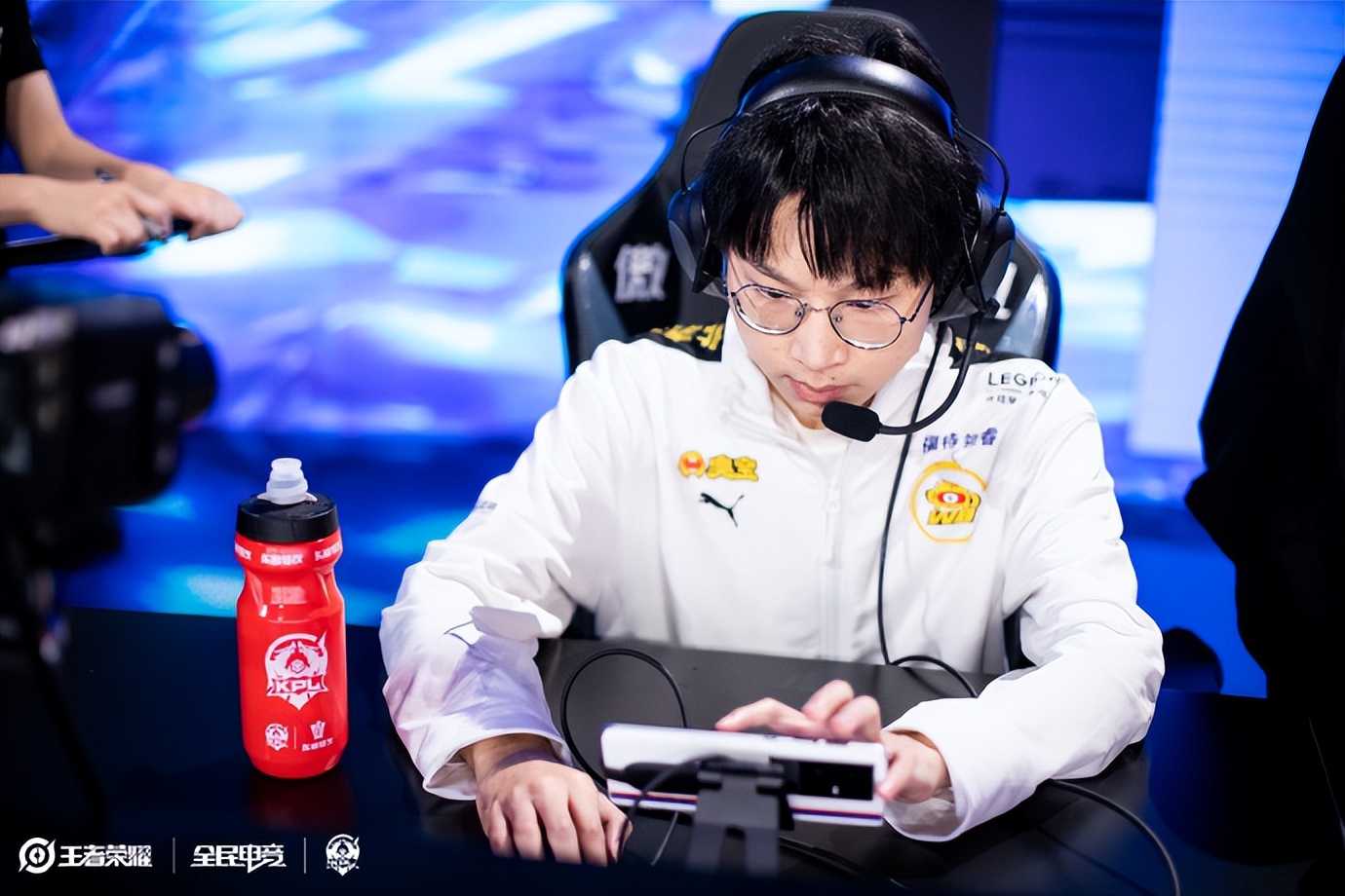 20日KPL首發：WE終結六連後再次交手EDGM，Cat仍舊首發迎戰WB二隊 - 資訊咖