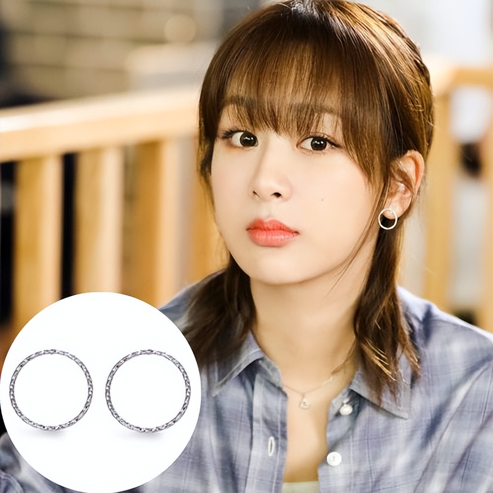 Yang Zi moved the cake of the capital behind Zhang Xiaohan?8 hot searches in 2 days want to pull ...