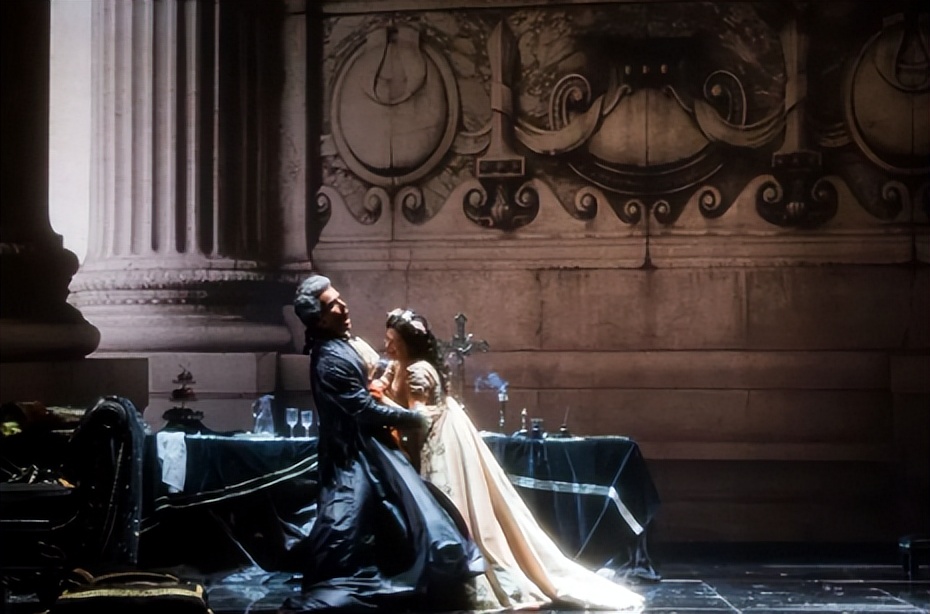 Plot overview, musical analysis, and social and political context of ...