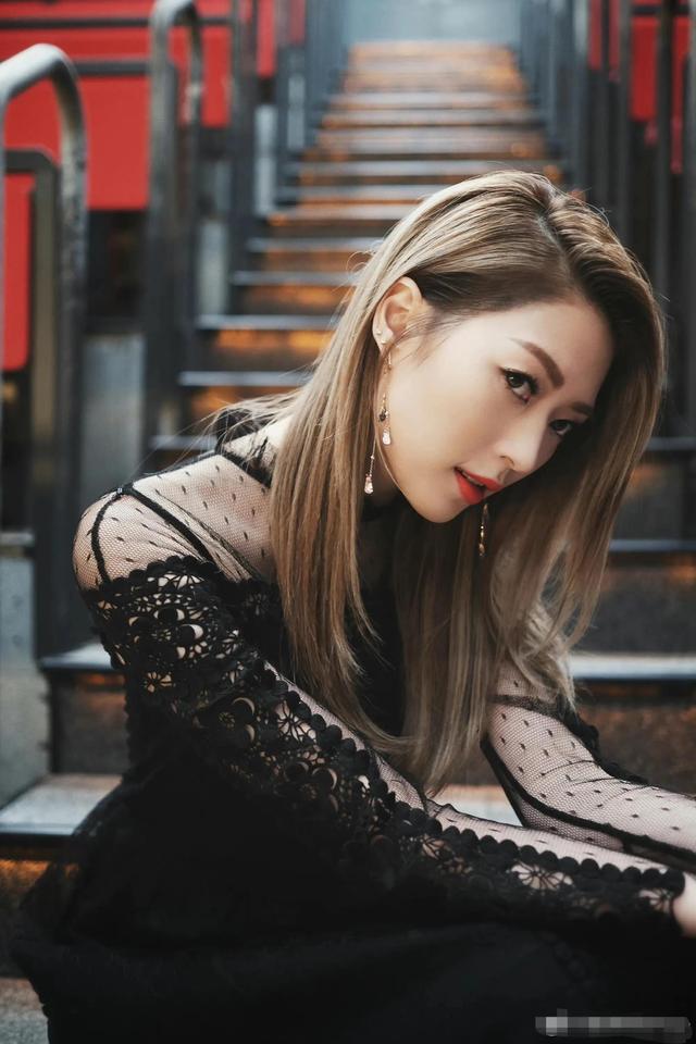 Lost her first night at the age of 15, and made many tertiary films ...