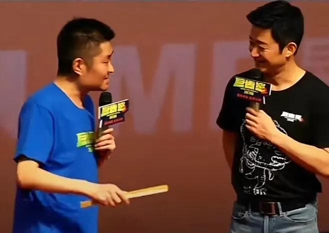 Wu Jing's "Megalodon 2" road show in Xi'an, joined by young comedian ...