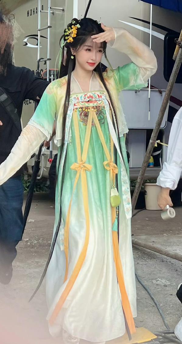 Guo Jingming's aesthetic online, "Yun Zhi Yu" has become an industry ...