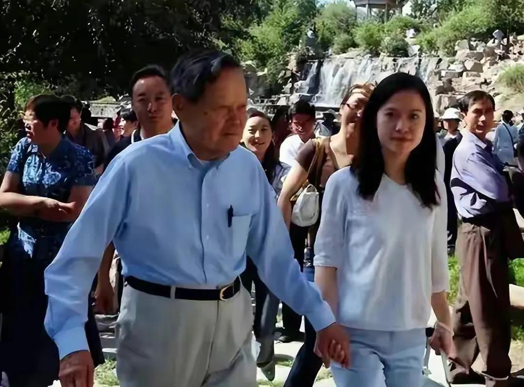 Why was Yang Zhenning called unkind? - iMedia