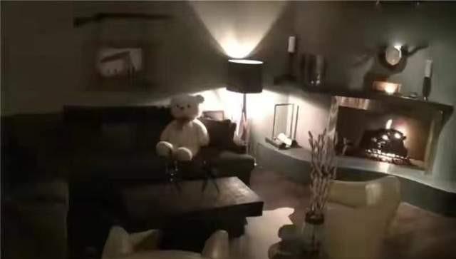 Daniel's mansion was revealed for the first time, with torches lighting ...