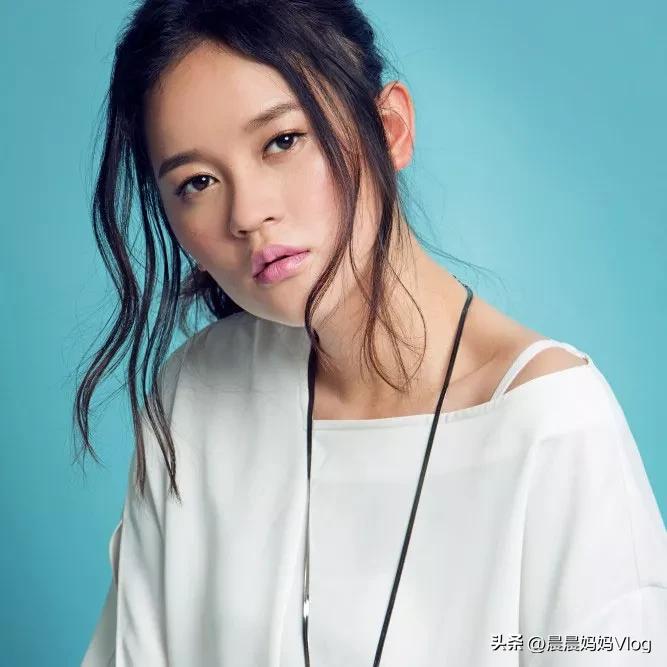 Share pictures - temperament goddess Cheng Xiang - iNEWS