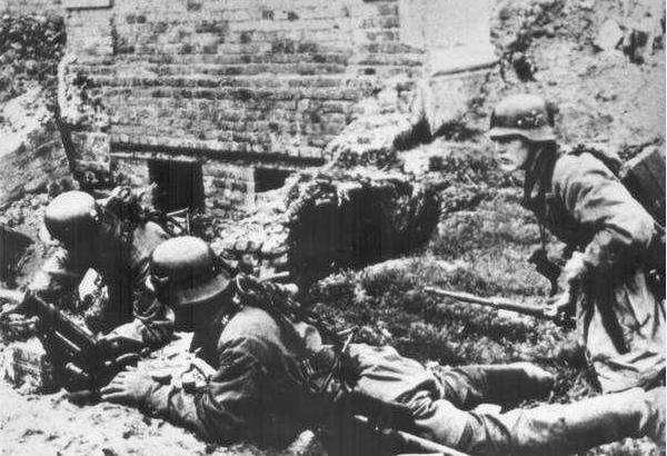 Secret Service Operations Behind World War II, British "Werewolf ...