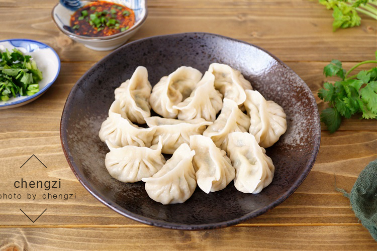 In spring, eat dumplings with this stuffing!Fresh, juicy and nutritious ...