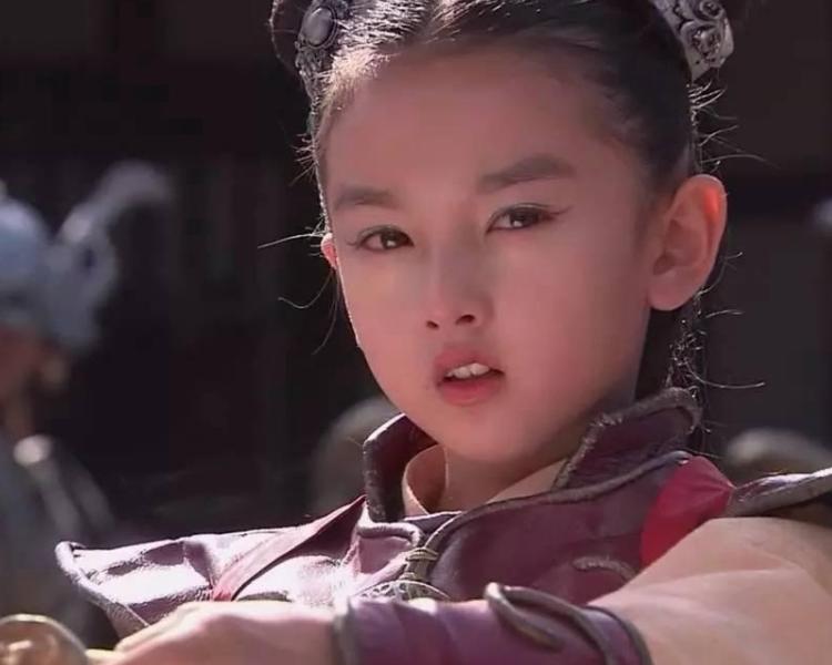 Song Zuer was punished for tax evasion? She was split up by many TV ...